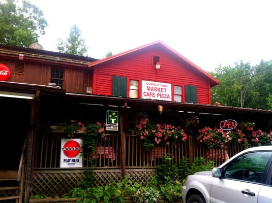 Cobbly Nob Cafe & Pizza - Relax Gatlinburg