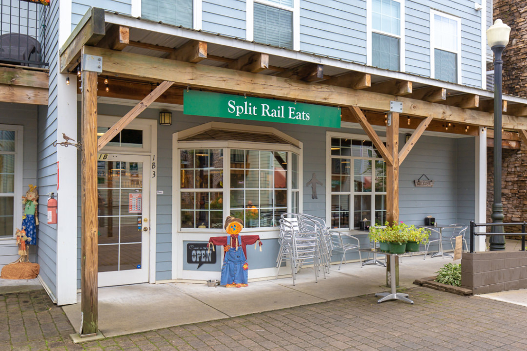 Split Rail Eats - Relax Gatlinburg